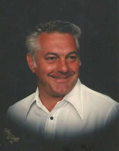 Robert Staudinger – The Newtown Bee