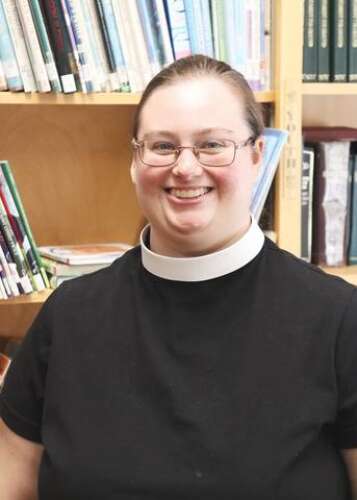 Snapshot: Reverend Allison Brown – The Newtown Bee
