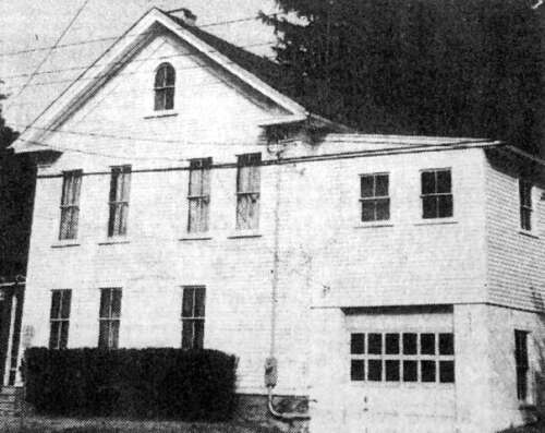 Exploring Newtown’s Historical Places: Glover Hall – The Newtown Bee