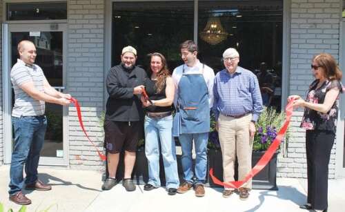 jjStacks Celebrates Permanent Location At Ricky’s Plaza – The Newtown Bee