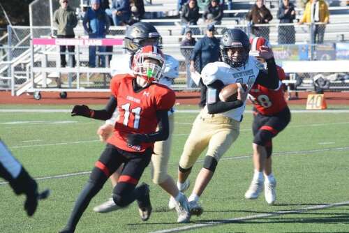 Conference Champs! Eighth Grade Football Team Blanks Cheshire In ...