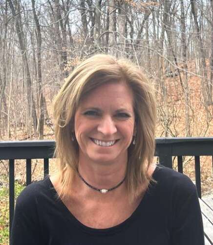 Snapshot: Gayle DiBenedetto – The Newtown Bee