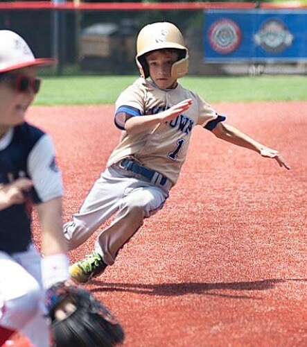 9U Hawks Had Tremendous Run In Regional Tournament – The Newtown Bee