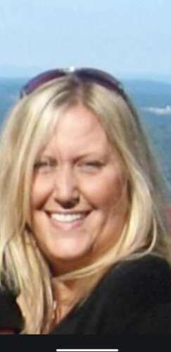 In Loving Memory of Renee Lovett (April 3, 1972-May 21, 2025) – The ...