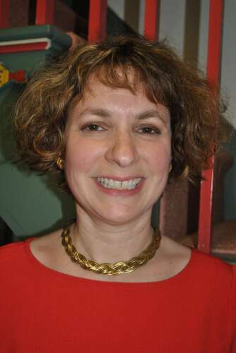 Snapshot: Laura Goldstein – The Newtown Bee