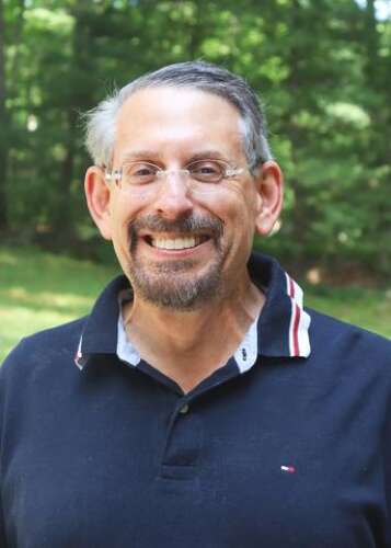 Snapshot: Arnie Berman – The Newtown Bee