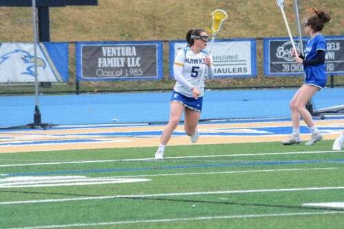 Girls’ Lacrosse Team Beats Pomperaug – The Newtown Bee