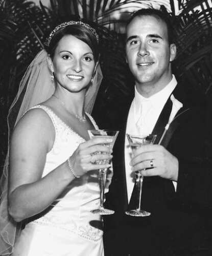 Mr and Mrs Adam Andrew Rowe – The Newtown Bee