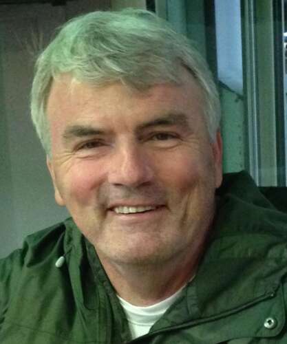 Robert J. Collier – The Newtown Bee