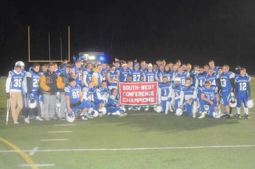 Conference Champion Nighthawk Gridders Hold Off Masuk – The Newtown Bee