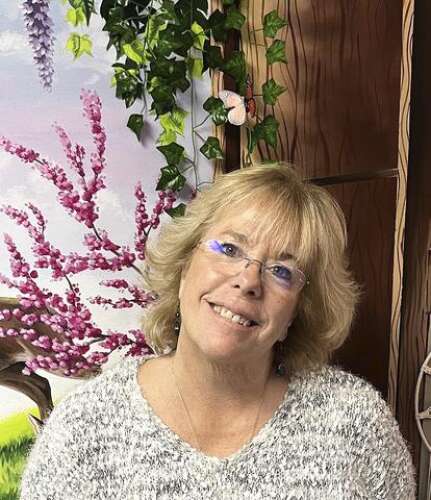 Snapshot: Susan Bucur – The Newtown Bee